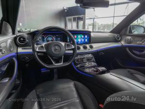 Grey Mercedes-Benz E-Class 2017 in Tallinn, with an engine capacity of 3.00 L and mileage of 208 thousand km for 29900 €, photo 5 on AUTOMOTO.COM.LV
