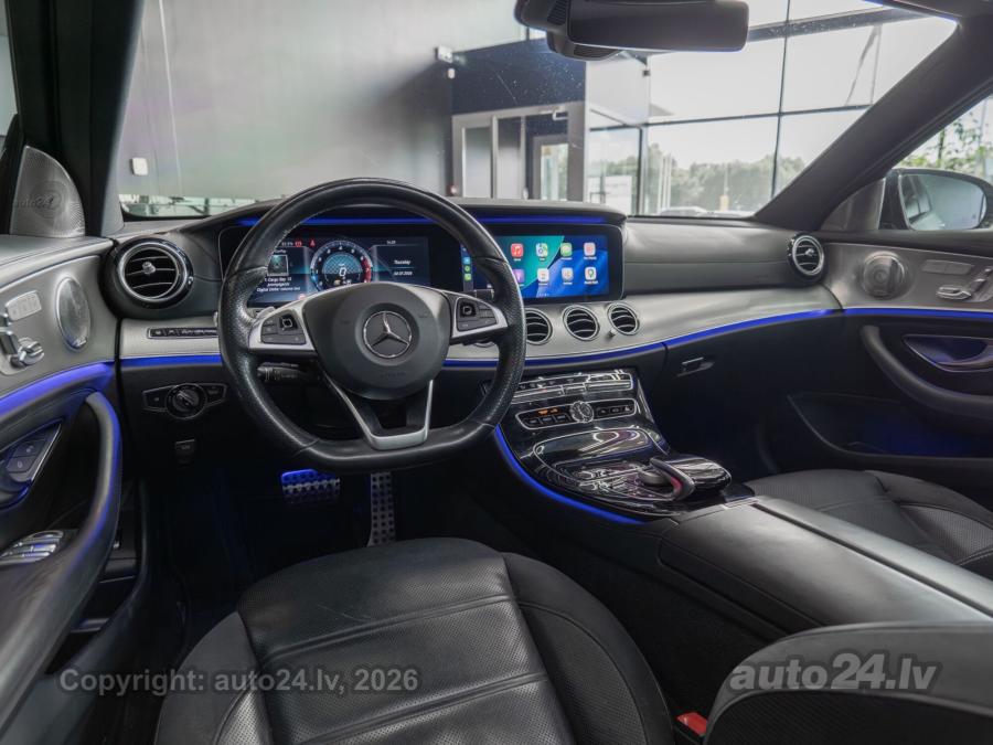 Grey Mercedes-Benz E-Class 2017 in Tallinn, with an engine capacity of 3.00 L and mileage of 208 thousand km for 29900 €, photo 5 on AUTOMOTO.COM.LV