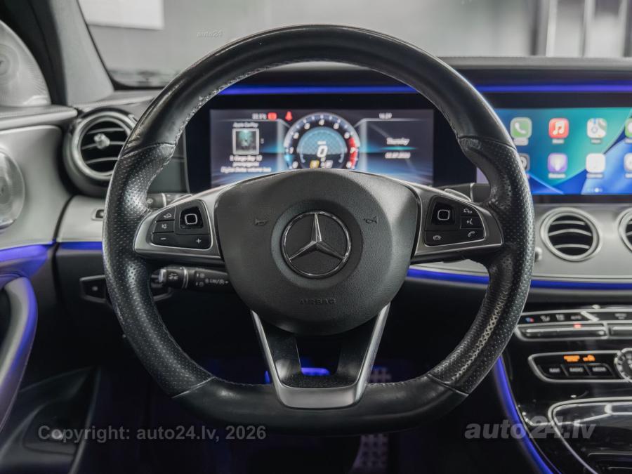 Grey Mercedes-Benz E-Class 2017 in Tallinn, with an engine capacity of 3.00 L and mileage of 208 thousand km for 29900 €, photo 7 on AUTOMOTO.COM.LV