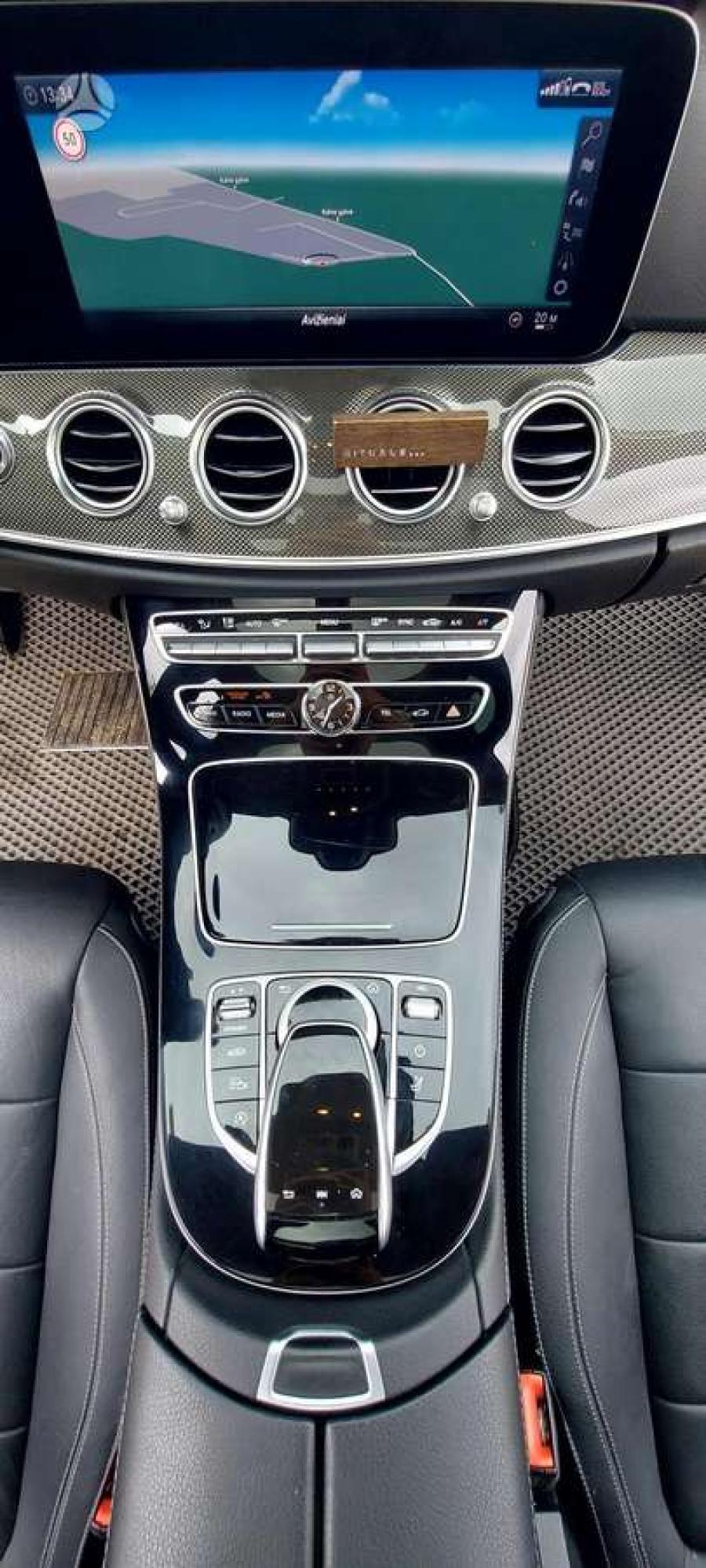 Grey Mercedes-Benz E-Class 2017 in Vilnius, with an engine capacity of 1.95 L and mileage of 315 thousand km for 20000 €, photo 16 on AUTOMOTO.COM.LV