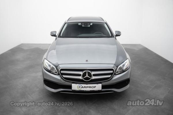 Pelēks Mercedes-Benz E-Class 2017 Tallina, ar dzinēja tilpumu 3.00 L un nobraukumu 191 tūkst. km par 19899 €, foto 3 vietnē AUTOMOTO.COM.LV