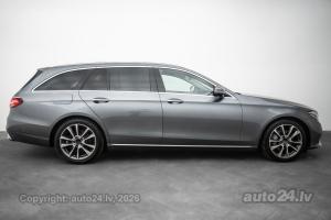 Grey Mercedes-Benz E-Class 2017 in Tallinn, with an engine capacity of 3.00 L and mileage of 191 thousand km for 19899 €, photo 5 on AUTOMOTO.COM.LV