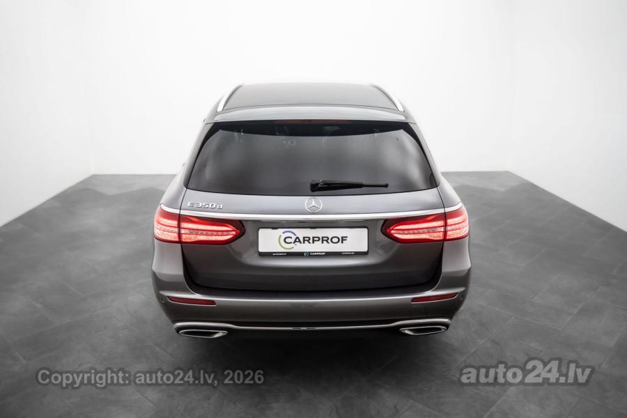 Grey Mercedes-Benz E-Class 2017 in Tallinn, with an engine capacity of 3.00 L and mileage of 191 thousand km for 19899 €, photo 7 on AUTOMOTO.COM.LV