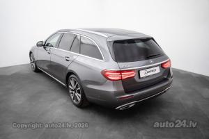 Grey Mercedes-Benz E-Class 2017 in Tallinn, with an engine capacity of 3.00 L and mileage of 191 thousand km for 19899 €, photo 8 on AUTOMOTO.COM.LV