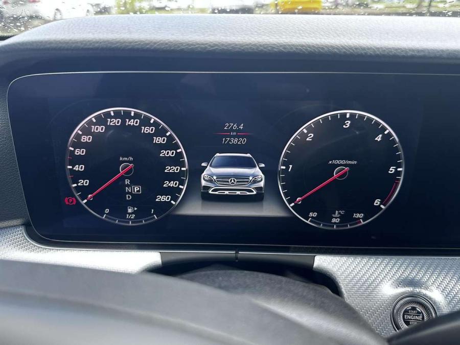 Pelēks Mercedes-Benz E-Class 2017 Viļņa, ar dzinēja tilpumu 1.95 L un nobraukumu 174 tūkst. km par 21900 €, foto 8 vietnē AUTOMOTO.COM.LV