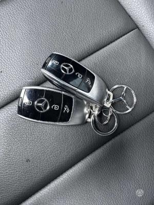Pelēks Mercedes-Benz E-Class 2017 Viļņa, ar dzinēja tilpumu 1.95 L un nobraukumu 174 tūkst. km par 21900 €, foto 24 vietnē AUTOMOTO.COM.LV