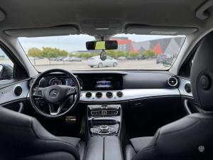 Grey Mercedes-Benz E-Class 2018 in Panevezys, with an engine capacity of 1.95 L and mileage of 299 thousand km for 13000 €, photo 7 on AUTOMOTO.COM.LV