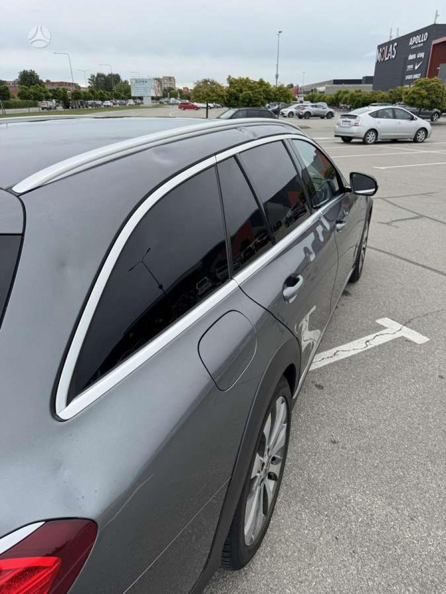 Grey Mercedes-Benz E-Class 2018 in Panevezys, with an engine capacity of 1.95 L and mileage of 299 thousand km for 13000 €, photo 11 on AUTOMOTO.COM.LV