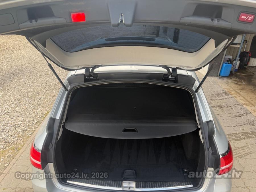 Pelēks Mercedes-Benz E-Class 2018 Veru, ar dzinēja tilpumu 2.00 L un nobraukumu 383 tūkst. km par 8880 €, foto 12 vietnē AUTOMOTO.COM.LV