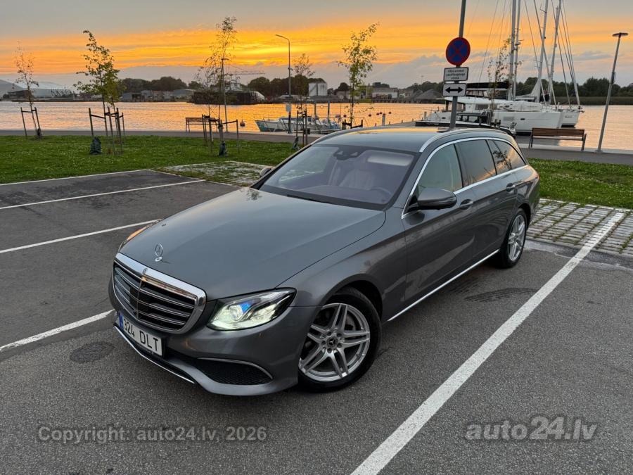 Grey Mercedes-Benz E-Class 2018 in Parnu, with an engine capacity of 2.00 L and mileage of 141 thousand km for 23500 €, photo 5 on AUTOMOTO.COM.LV