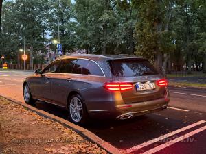 Grey Mercedes-Benz E-Class 2018 in Parnu, with an engine capacity of 2.00 L and mileage of 141 thousand km for 23500 €, photo 15 on AUTOMOTO.COM.LV