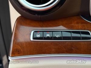 Grey Mercedes-Benz E-Class 2018 in Parnu, with an engine capacity of 2.00 L and mileage of 141 thousand km for 23500 €, photo 24 on AUTOMOTO.COM.LV