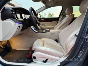 Grey Mercedes-Benz E-Class 2018 in Parnu, with an engine capacity of 2.00 L and mileage of 141 thousand km for 23500 €, photo 26 on AUTOMOTO.COM.LV