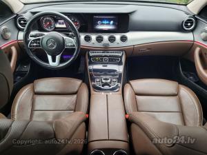 Grey Mercedes-Benz E-Class 2018 in Paide, with an engine capacity of 2.00 L and mileage of 390 thousand km for 18900 €, photo 10 on AUTOMOTO.COM.LV