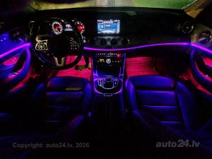 Grey Mercedes-Benz E-Class 2018 in Paide, with an engine capacity of 2.00 L and mileage of 390 thousand km for 18900 €, photo 20 on AUTOMOTO.COM.LV