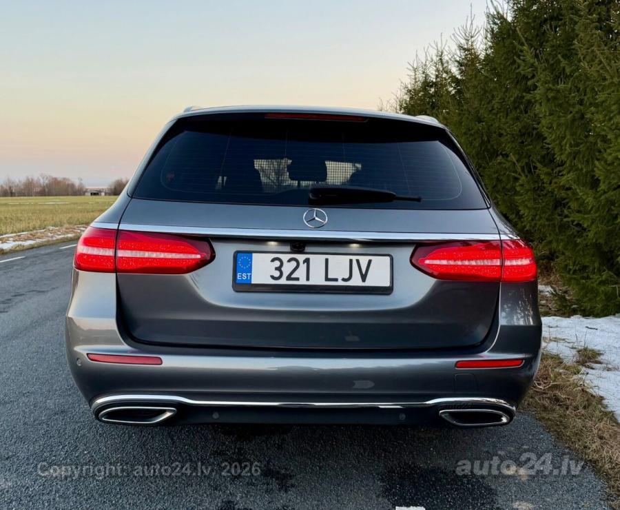 Pelēks Mercedes-Benz E-Class 2019 Viljandi, ar dzinēja tilpumu 2.00 L un nobraukumu 235 tūkst. km par 19899 €, foto 7 vietnē AUTOMOTO.COM.LV