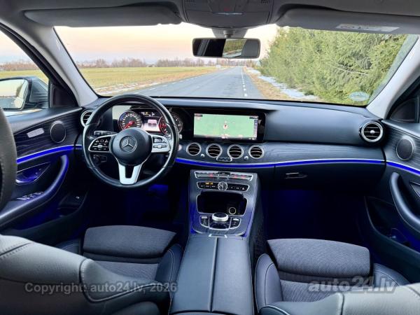 Grey Mercedes-Benz E-Class 2019 in Viljandi, with an engine capacity of 2.00 L and mileage of 235 thousand km for 19899 €, photo 11 on AUTOMOTO.COM.LV