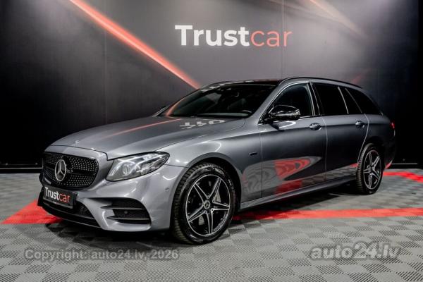 Grey Mercedes-Benz E-Class 2019 in Parnu, with an engine capacity of 2.00 L and mileage of 203 thousand km for 26900 €, photo 1 on AUTOMOTO.COM.LV