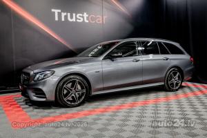 Grey Mercedes-Benz E-Class 2019 in Parnu, with an engine capacity of 2.00 L and mileage of 203 thousand km for 26900 €, photo 4 on AUTOMOTO.COM.LV