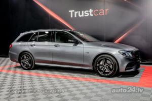 Grey Mercedes-Benz E-Class 2019 in Parnu, with an engine capacity of 2.00 L and mileage of 203 thousand km for 26900 €, photo 10 on AUTOMOTO.COM.LV