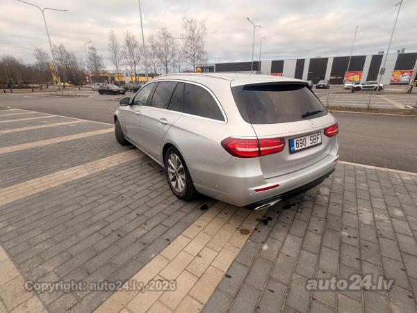 Grey Mercedes-Benz E-Class 2019 in Keila, with an engine capacity of 1.60 L and mileage of 199 thousand km for 24000 €, photo 4 on AUTOMOTO.COM.LV