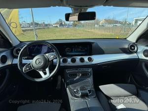 Grey Mercedes-Benz E-Class 2019 in Tallinn, with an engine capacity of 2.00 L and mileage of 125 thousand km for 22900 €, photo 6 on AUTOMOTO.COM.LV