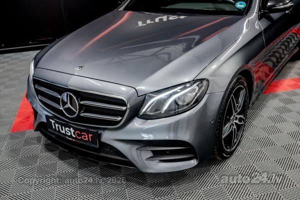 Pelēks Mercedes-Benz E-Class 2019 Pērnava, ar dzinēja tilpumu 2.00 L un nobraukumu 259 tūkst. km par 19900 €, foto 2 vietnē AUTOMOTO.COM.LV