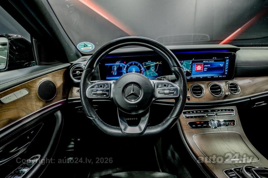 Серый Мерседес Е-Класс 2019 в Пярну, объемом двигателя 2.00 л и пробегом 259 тыс. км за 19900 €, фото 17 на AUTOMOTO.COM.LV