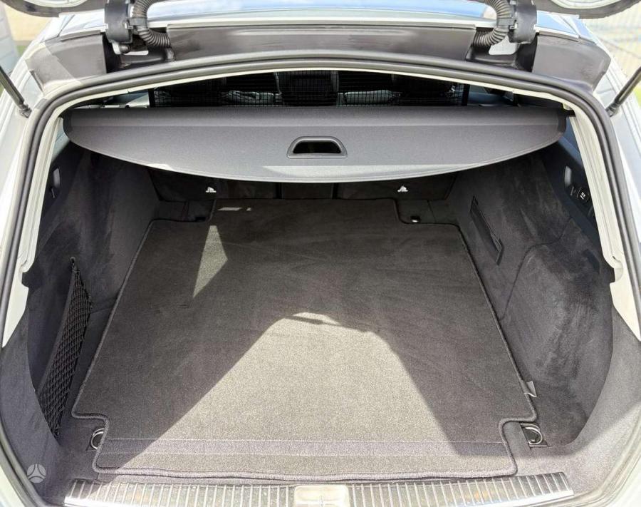 Grey Mercedes-Benz E-Class 2019 in Panevezys, with an engine capacity of 1.95 L and mileage of 225 thousand km for 17300 €, photo 28 on AUTOMOTO.COM.LV