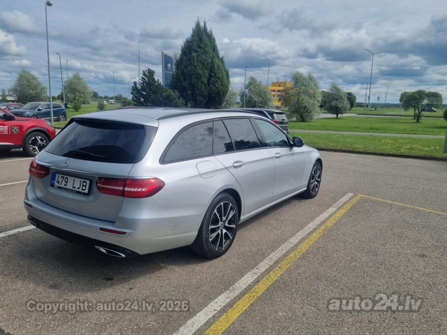 Pelēks Mercedes-Benz E-Class 2019 Tartu, ar dzinēja tilpumu 2.00 L un nobraukumu 246 tūkst. km par 24900 €, foto 5 vietnē AUTOMOTO.COM.LV