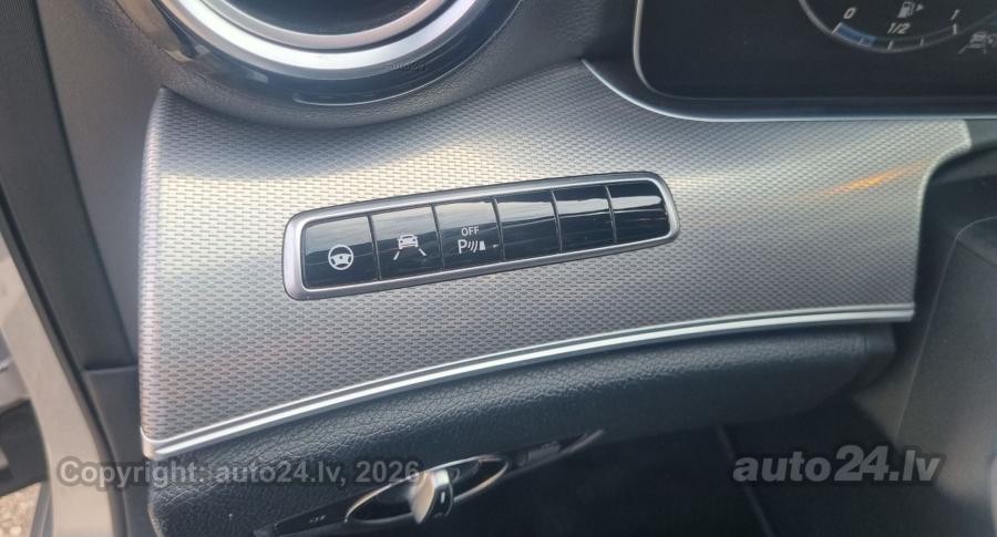 Pelēks Mercedes-Benz E-Class 2019 Tartu, ar dzinēja tilpumu 2.00 L un nobraukumu 246 tūkst. km par 24900 €, foto 13 vietnē AUTOMOTO.COM.LV