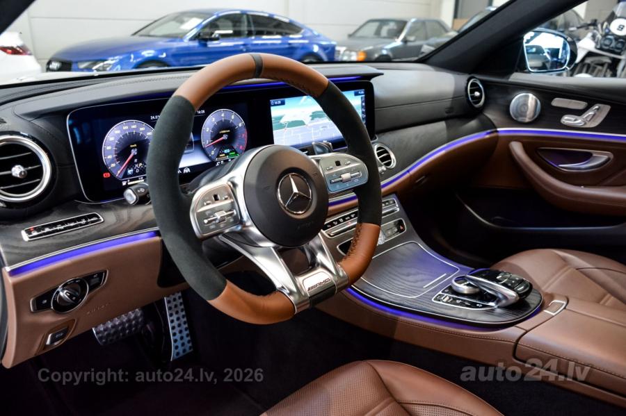 Pelēks Mercedes-Benz E-Class 2019 Tallina, ar dzinēja tilpumu 3.00 L un nobraukumu 142 tūkst. km par 46000 €, foto 7 vietnē AUTOMOTO.COM.LV