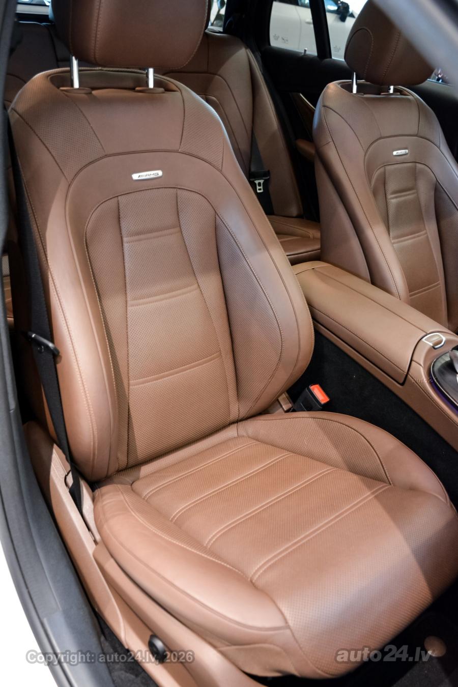 Pelēks Mercedes-Benz E-Class 2019 Tallina, ar dzinēja tilpumu 3.00 L un nobraukumu 142 tūkst. km par 46000 €, foto 14 vietnē AUTOMOTO.COM.LV