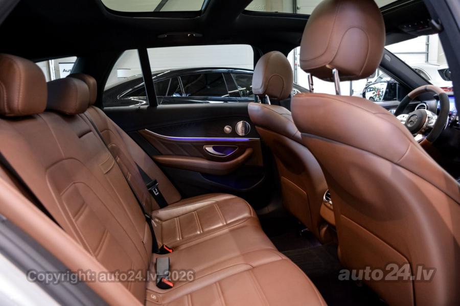 Pelēks Mercedes-Benz E-Class 2019 Tallina, ar dzinēja tilpumu 3.00 L un nobraukumu 142 tūkst. km par 46000 €, foto 15 vietnē AUTOMOTO.COM.LV