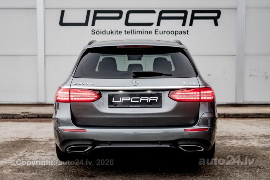 Pelēks Mercedes-Benz E-Class 2020 Pērnava, ar dzinēja tilpumu 2.00 L un nobraukumu 138 tūkst. km par 32900 €, foto 9 vietnē AUTOMOTO.COM.LV