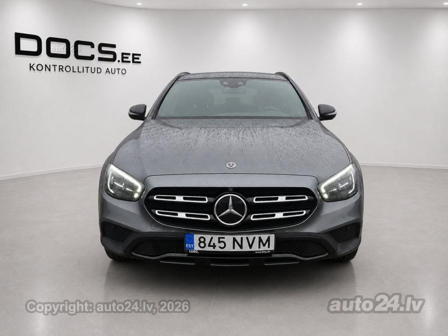 Pelēks Mercedes-Benz E-Class 2020 Tallina, ar dzinēja tilpumu 2.90 L un nobraukumu 144 tūkst. km par 34900 €, foto 4 vietnē AUTOMOTO.COM.LV