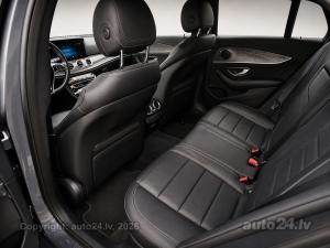 Pelēks Mercedes-Benz E-Class 2020 Tallina, ar dzinēja tilpumu 2.90 L un nobraukumu 144 tūkst. km par 34900 €, foto 8 vietnē AUTOMOTO.COM.LV