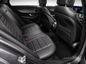 Pelēks Mercedes-Benz E-Class 2020 Tallina, ar dzinēja tilpumu 2.90 L un nobraukumu 144 tūkst. km par 34900 €, foto 10 vietnē AUTOMOTO.COM.LV