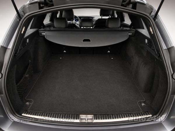 Grey Mercedes-Benz E-Class 2020 in Tallinn, with an engine capacity of 2.90 L and mileage of 144 thousand km for 34900 €, photo 10 on AUTOMOTO.COM.LV