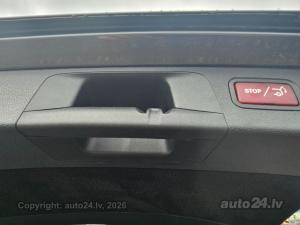 Pelēks Mercedes-Benz E-Class 2020 Tallina, ar dzinēja tilpumu 2.90 L un nobraukumu 144 tūkst. km par 34900 €, foto 19 vietnē AUTOMOTO.COM.LV