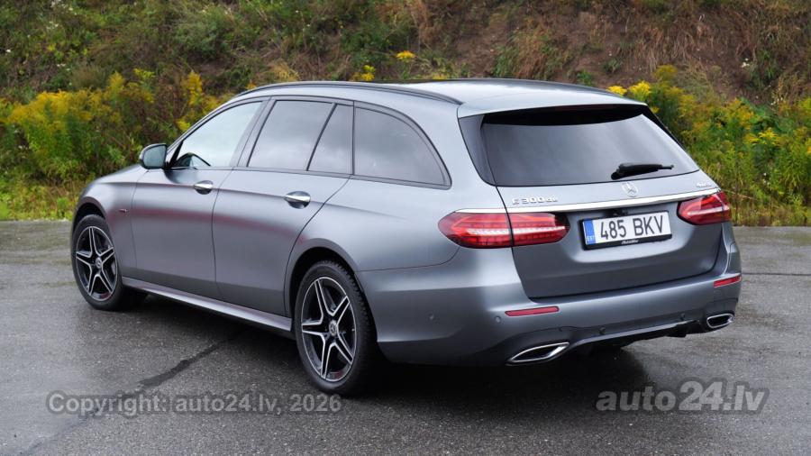 Grey Mercedes-Benz E-Class 2020 in Voru, with an engine capacity of 2.00 L and mileage of 139 thousand km for 32900 €, photo 5 on AUTOMOTO.COM.LV