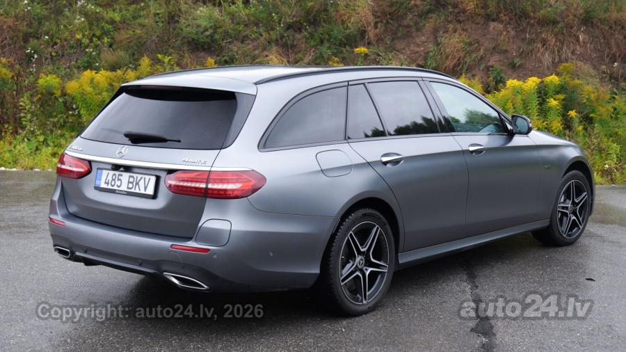 Grey Mercedes-Benz E-Class 2020 in Voru, with an engine capacity of 2.00 L and mileage of 139 thousand km for 32900 €, photo 6 on AUTOMOTO.COM.LV