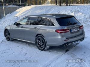 Pelēks Mercedes-Benz E-Class 2021 Tallina, ar dzinēja tilpumu 2.00 L un nobraukumu 159 tūkst. km par 26980 €, foto 4 vietnē AUTOMOTO.COM.LV