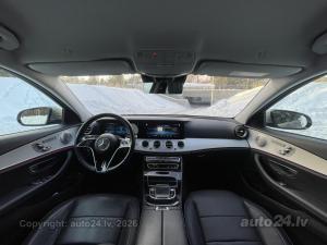 Pelēks Mercedes-Benz E-Class 2021 Tallina, ar dzinēja tilpumu 2.00 L un nobraukumu 159 tūkst. km par 26980 €, foto 9 vietnē AUTOMOTO.COM.LV