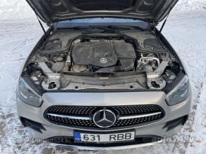 Pelēks Mercedes-Benz E-Class 2021 Tallina, ar dzinēja tilpumu 2.00 L un nobraukumu 159 tūkst. km par 26980 €, foto 16 vietnē AUTOMOTO.COM.LV