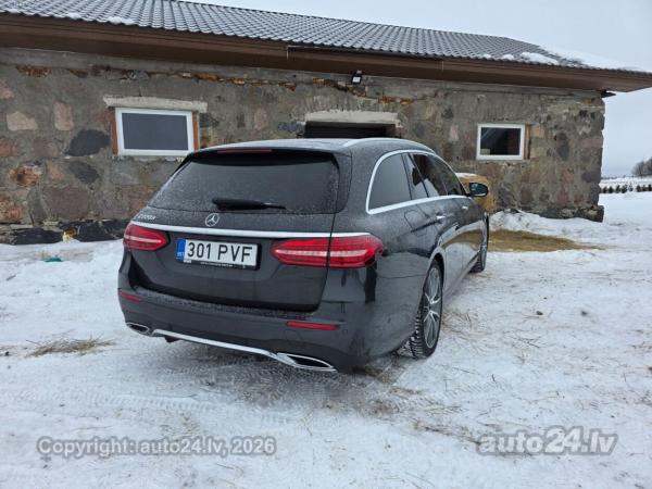 Grey Mercedes-Benz E-Class 2021 in Tallinn, with an engine capacity of 2.00 L and mileage of 83 thousand km for 29500 €, photo 5 on AUTOMOTO.COM.LV