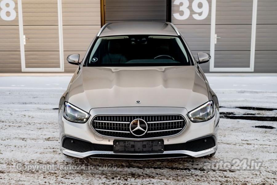 Pelēks Mercedes-Benz E-Class 2021 Tallina, ar dzinēja tilpumu 2.00 L un nobraukumu 197 tūkst. km par 22500 €, foto 2 vietnē AUTOMOTO.COM.LV