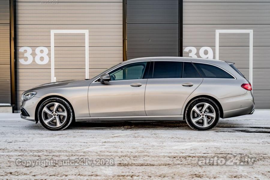 Pelēks Mercedes-Benz E-Class 2021 Tallina, ar dzinēja tilpumu 2.00 L un nobraukumu 197 tūkst. km par 22500 €, foto 8 vietnē AUTOMOTO.COM.LV