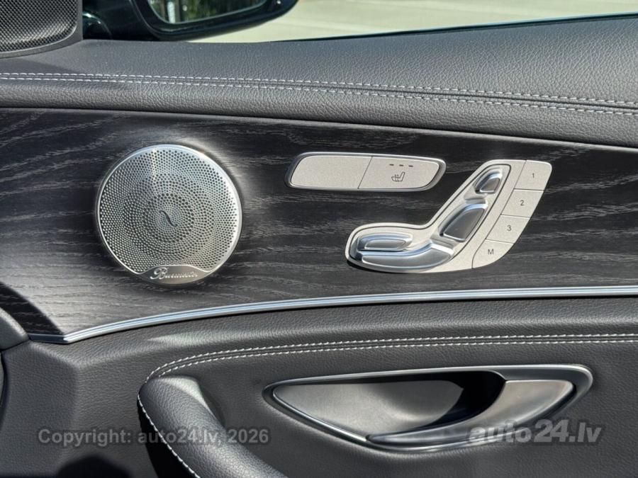 Pelēks Mercedes-Benz E-Class 2021 Tallina, ar dzinēja tilpumu 2.00 L un nobraukumu 171 tūkst. km par 31500 €, foto 14 vietnē AUTOMOTO.COM.LV