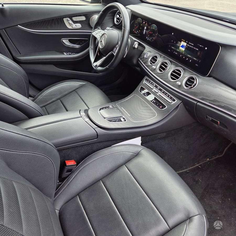Pelēks Mercedes-Benz E-Class 2021 Tauragė, ar dzinēja tilpumu 2.00 L un nobraukumu 113 tūkst. km par 30950 €, foto 10 vietnē AUTOMOTO.COM.LV